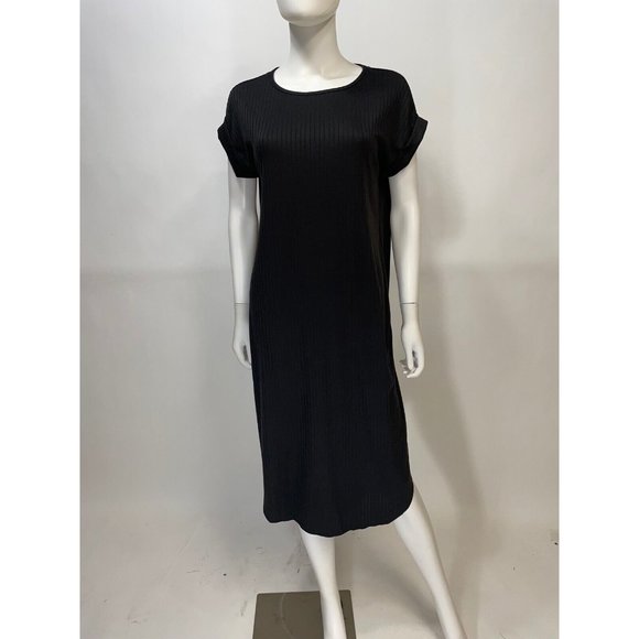 entro | Dresses | Entro Black Short Sleeve Pocket Ribbed Midi Dress ...